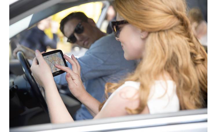 TomTom VIA 1425M Portable navigator with 4.3" display and free lifetime ...