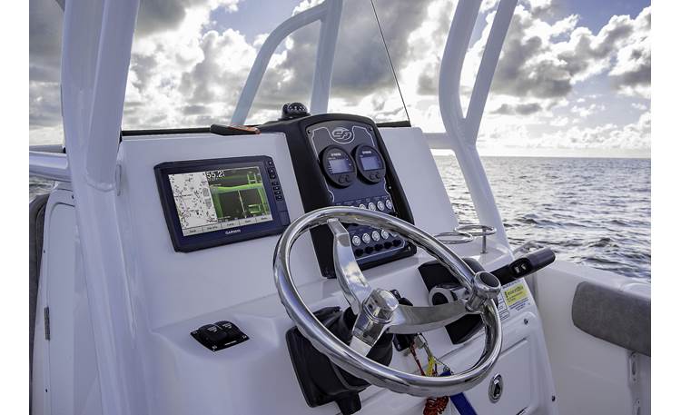Garmin ECHOMAP™ UHD 74sv Includes 7" chartplotter and the GT54UHD-TM ...