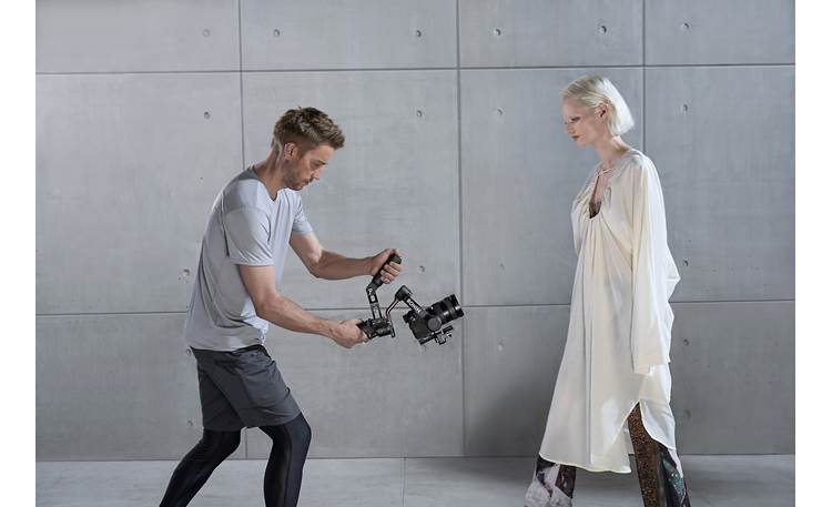 DJI Ronin RS 3 Combo Handheld gimbal mount with case, briefcase handle ...