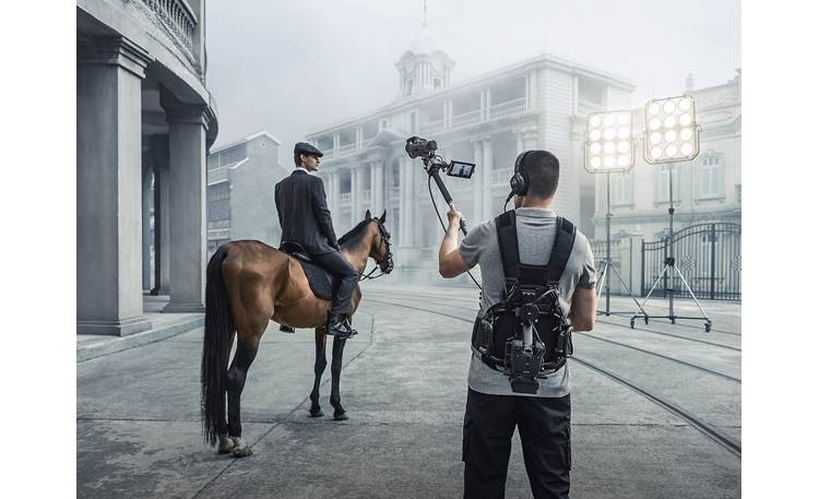 DJI Ronin RS 3 Pro Handheld gimbal mount with case and briefcase handle ...