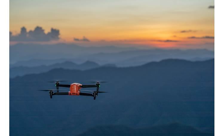 Autel Robotics EVO II Pro 6K Rugged Bundle V3 Drone bundle with gimbal ...