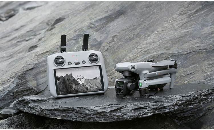 DJI Air 3 Fly More Combo (with DJI RC 2) Aerial drone bundle with ...