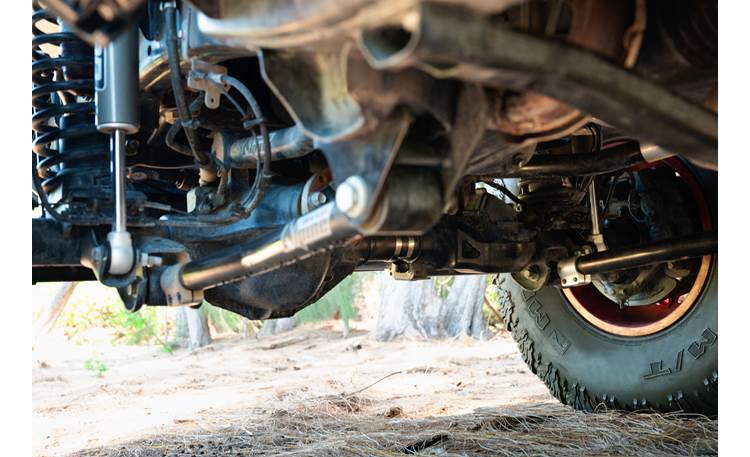 Echomaster EMUBCAMKIT Universal under-body camera kit with four cameras and DVR at Crutchfield