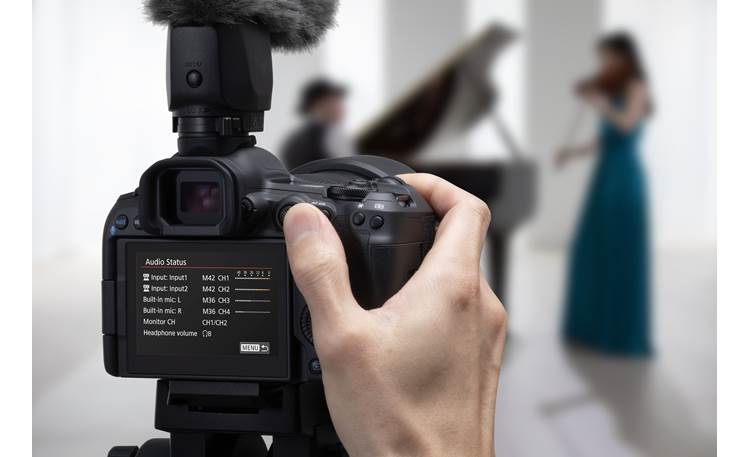 Canon EOS R5 Mark II (no lens included) 45-megapixel full-frame ...