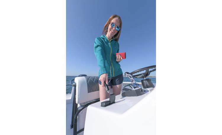 Scanstrut SC-MULTI-F2 Flip Pro Duo Marine-ready USB-A/C charger and 12 ...
