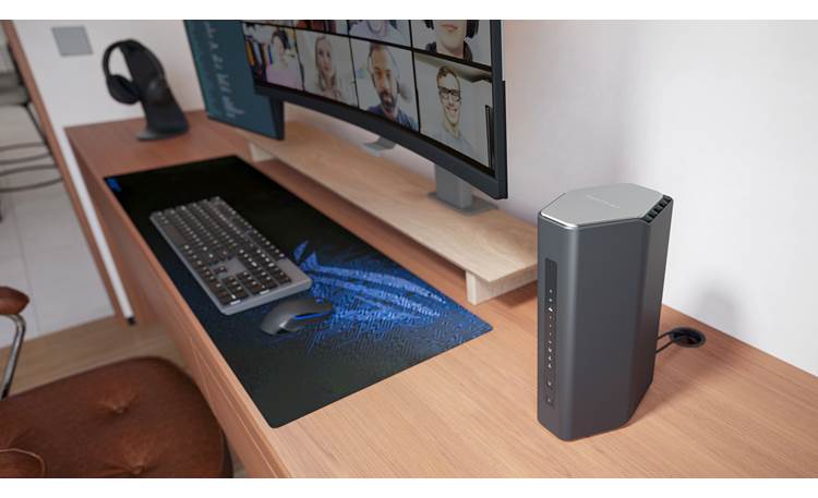 NETGEAR RS500 Nighthawk BE12000 Wi-Fi 7 tri-band router with Gigabit ...