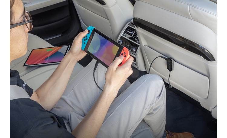 Scosche PowerVolt™ 100 12-volt charger for the car with six USB-C and ...