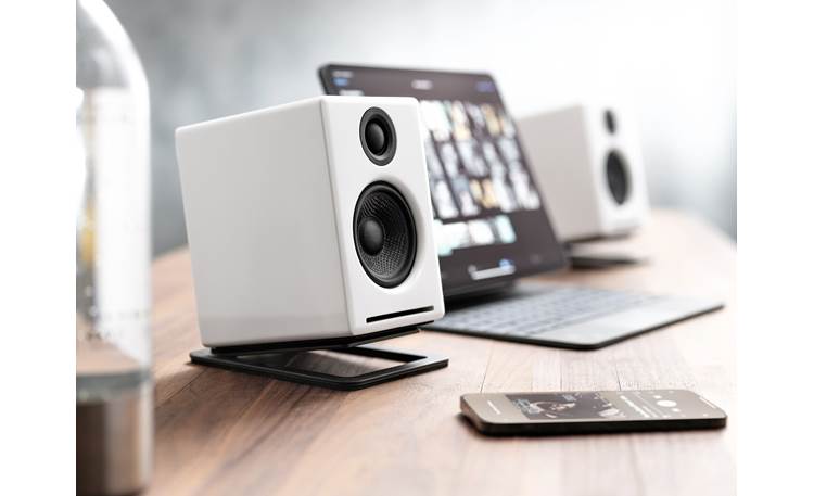 Audioengine DS1M Desktop stands for select Audioengine speakers at ...