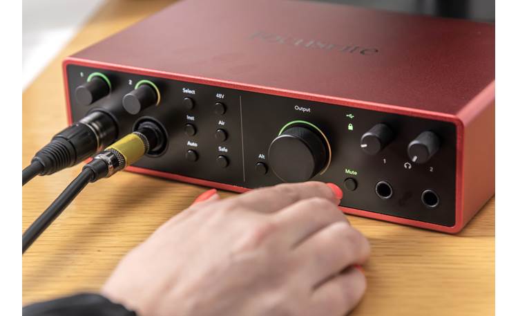 Focusrite Scarlett 16i16 (4th Generation) USB 2.0 (Type-C) audio ...