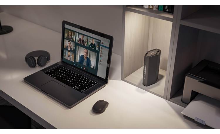 NETGEAR RS100 Nighthawk BE3600 Wi-Fi 7 dual-band router with Gigabit ...