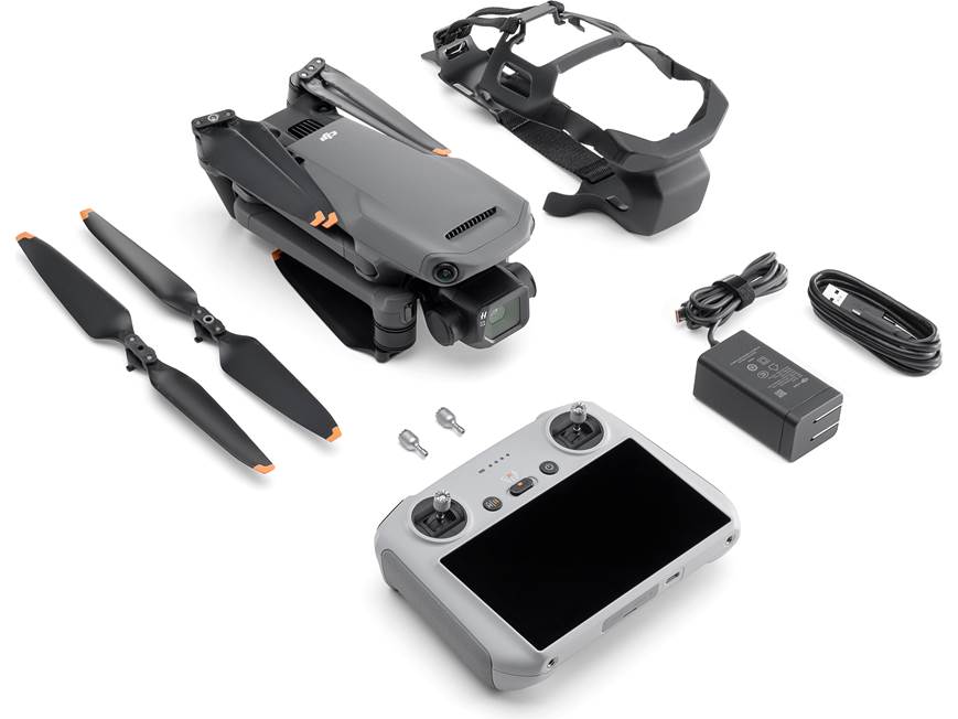 DJI Mavic 3 Classic/DJI RC Controller Aerial drone with gimbal-mounted ...