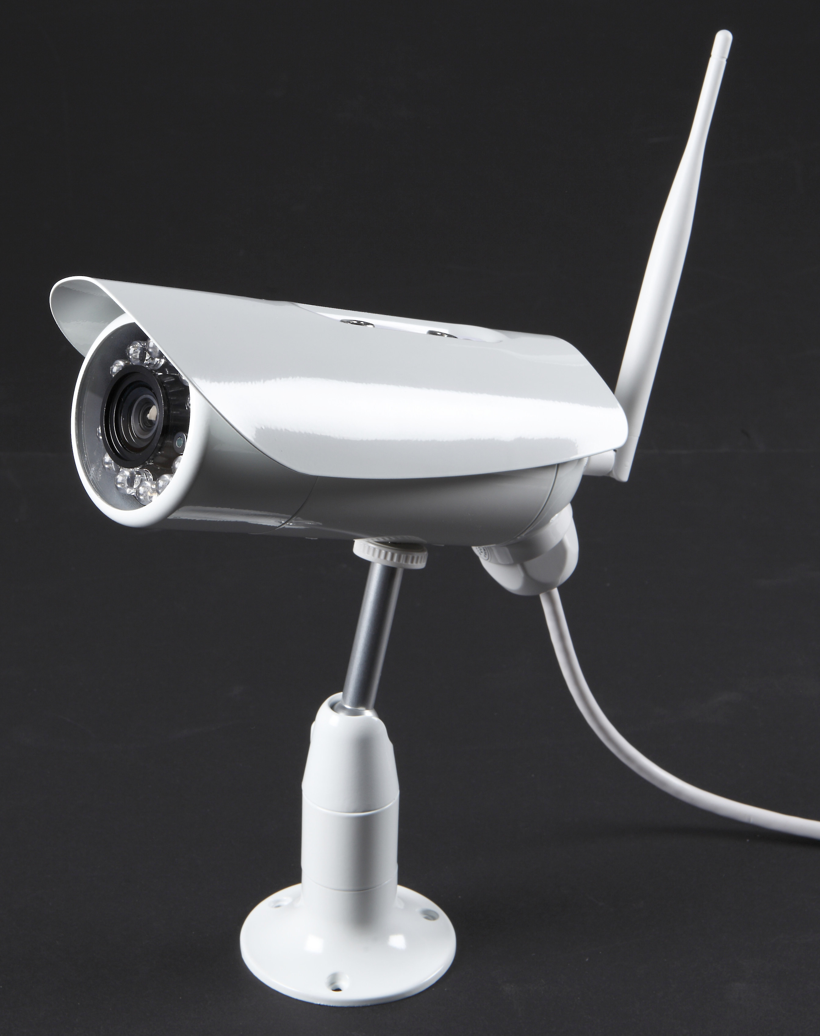 Customer Reviews: Y-cam Home Monitor Outdoor 24-hour surveillance ...