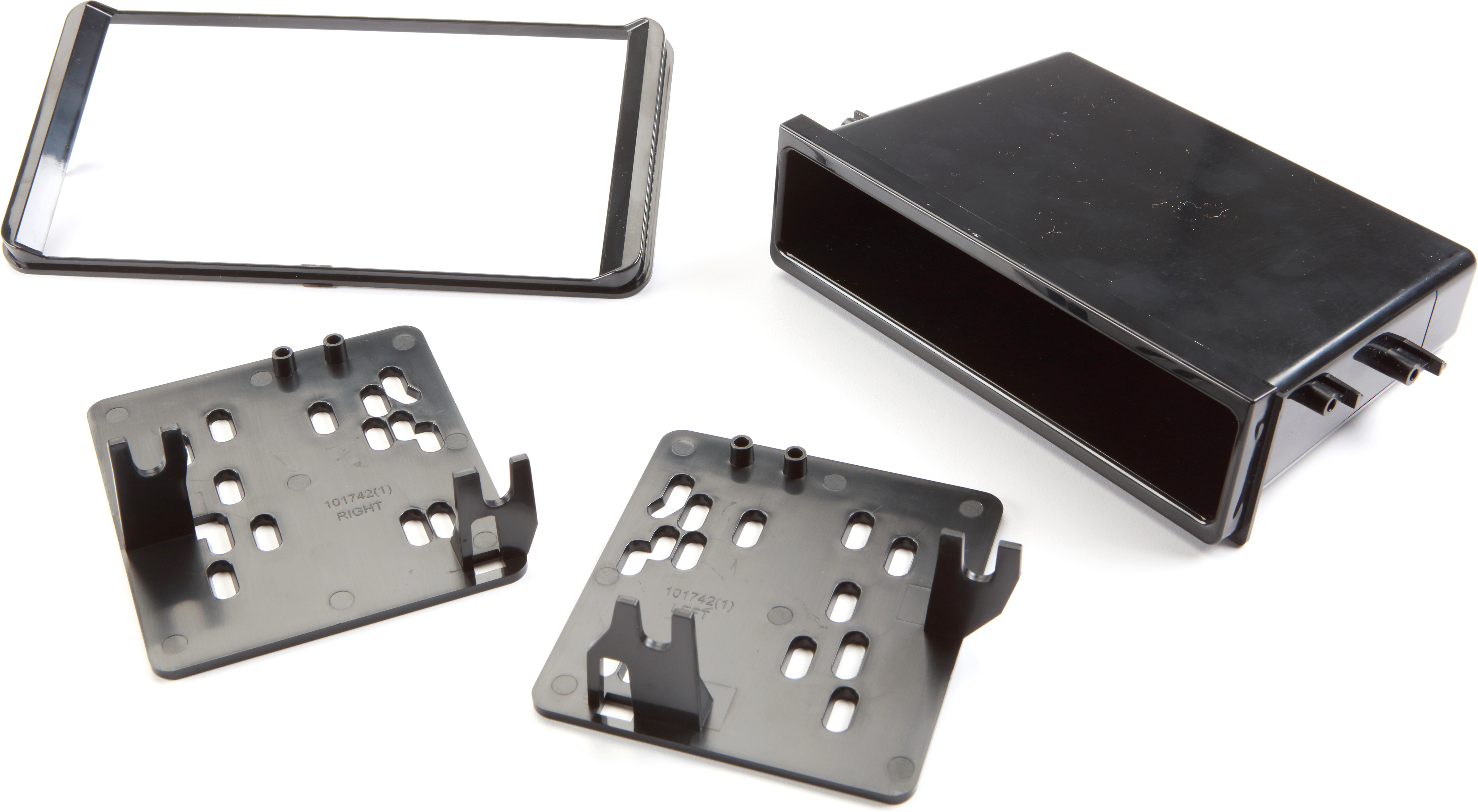 Customer Reviews: Metra 99-8267 Dash Kit (Black) Fits 2013-14 Toyota ...