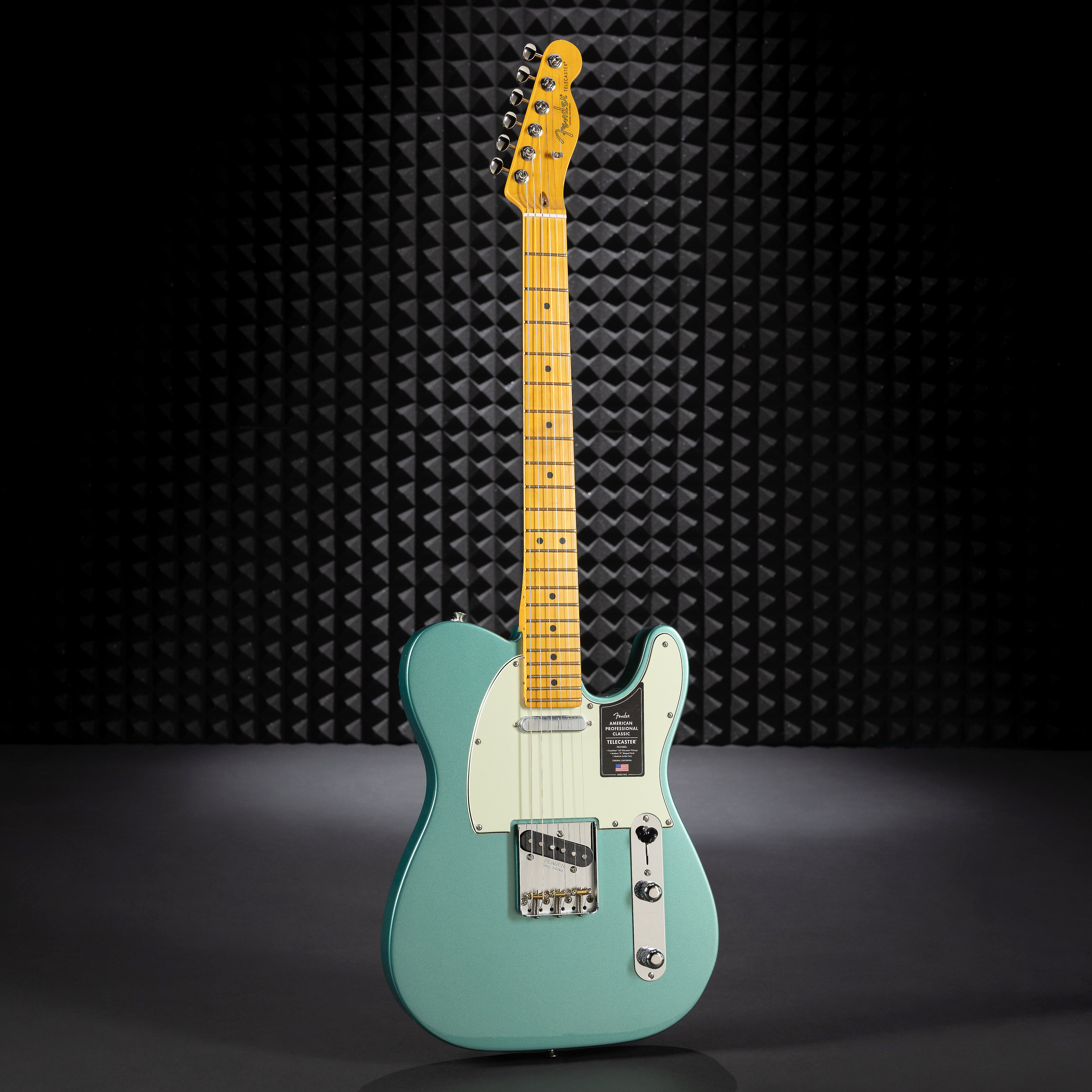 Product Videos: Fender American Professional Classic Telecaster (7.6 ...